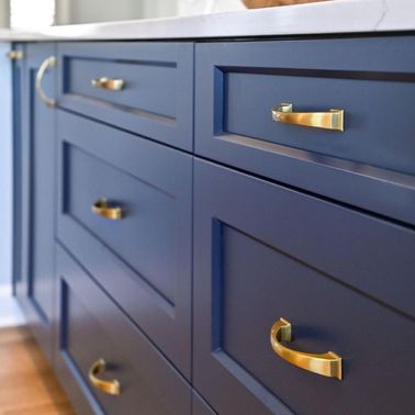 Revamp Your Kitchen with Blue Lower Cabinets: A Trendy Twist! - Real ...