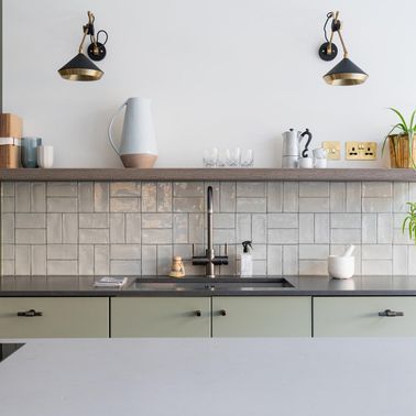 21 Stunning Subway Tile Backsplash Ideas to Transform Your Kitchen - Real Kitchen