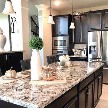 Illuminate Your Culinary Space: Kitchen Bar Lighting Ideas and ...